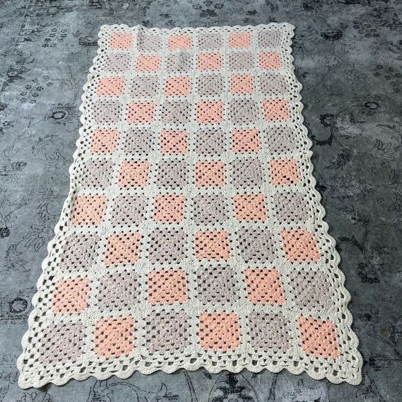 Vintage | Bedding | Vintagehandmade Granny Square Afghan Crochet ...